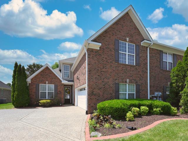 1009 Larkwood Dr