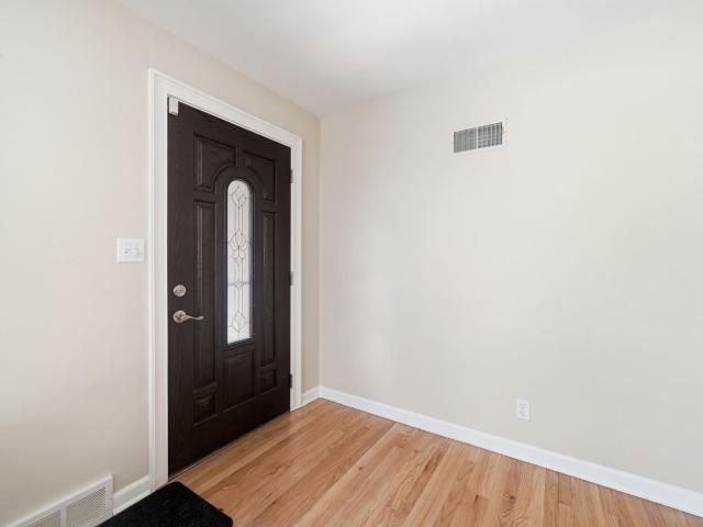 1009 Leith Avenue