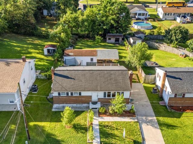 1009 Lilac Lane