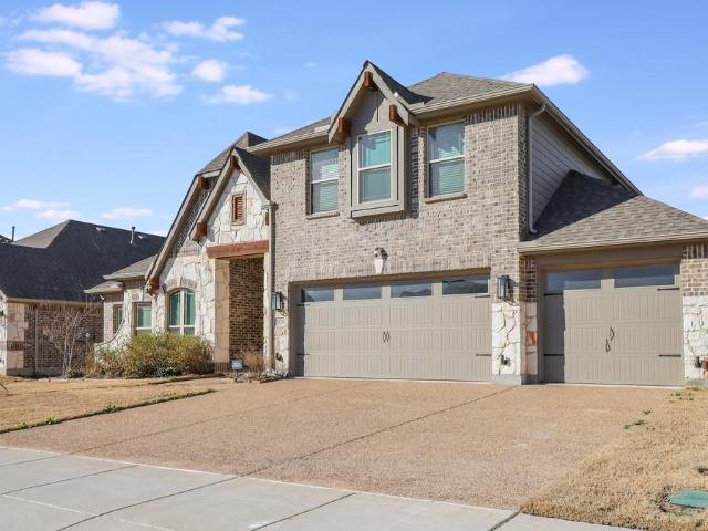 1009 Pecan Glen Drive