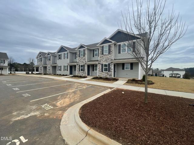 1009 Peony Lane