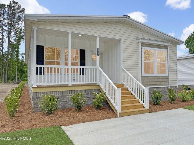 1009 Pine Ridge Ct, Castle Hayne, NC 28429