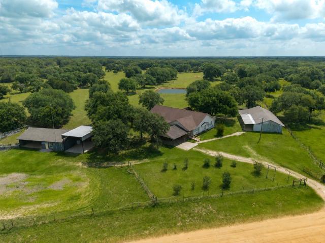 1009 Private Road 1024