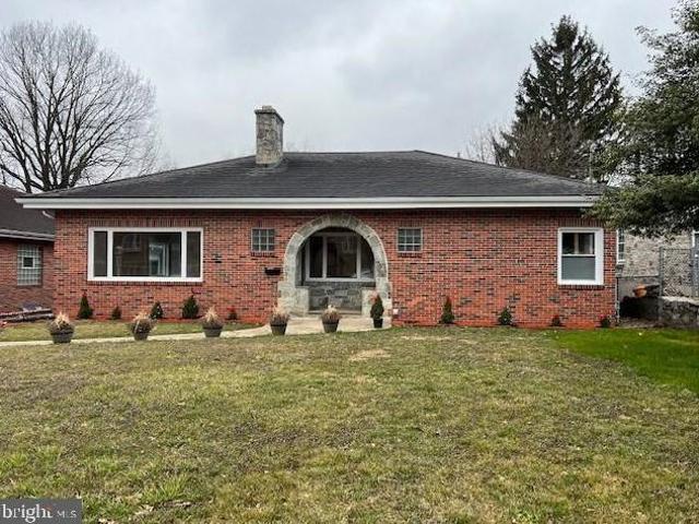 1009 Quentin Rd, Lebanon, PA 17042