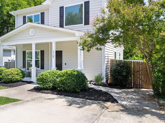 1009 Rock Street