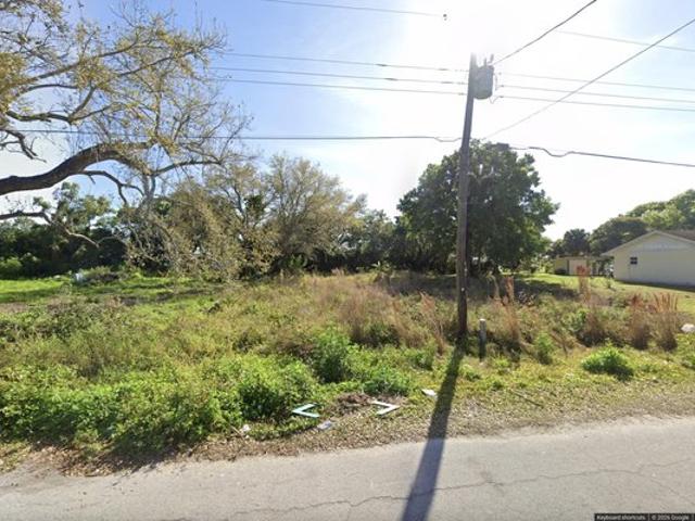 1009 SW 15th St NE, Okeechobee, FL 34974