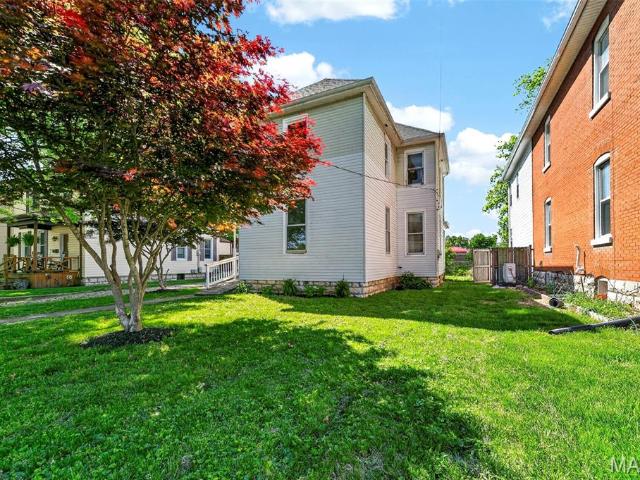 1009 S 4th St, Charles, MO 63301 | MLS #26023 | Compass