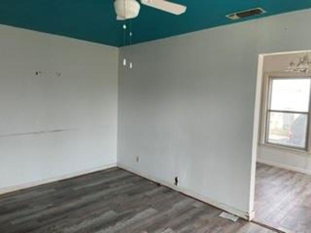 1009 Santa Clara Drive