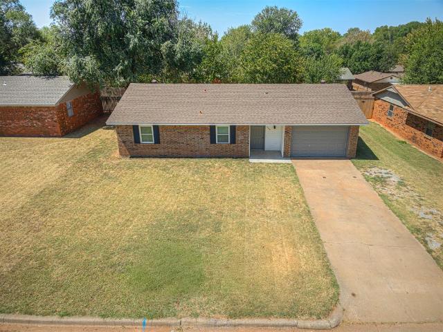 1009 Shady Creek Circle
