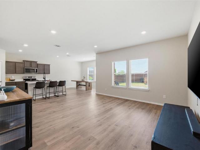 1009 Thornberry Drive