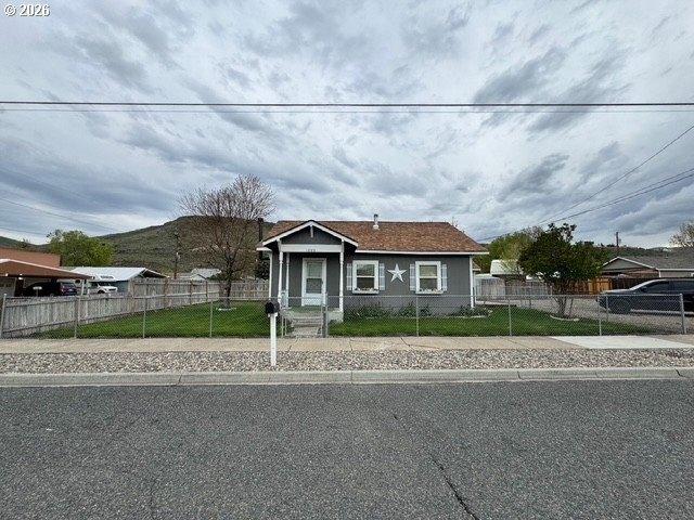 1009 Valley Ave, Baker City, OR 97814