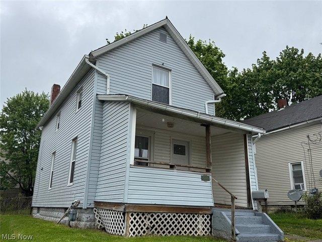 1009 W Wilbeth Rd, Akron, OH 44314