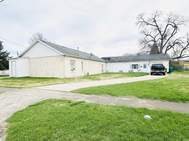 1009 1 E Lawrence St, Mishawaka, IN 46545