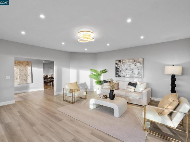 1009 1 Froyd Rd