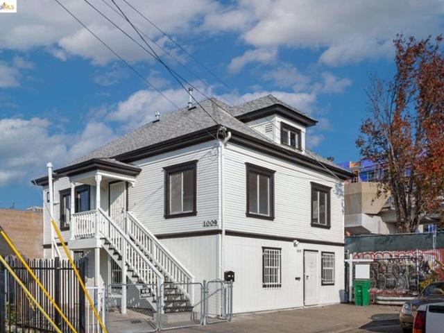 1009 36th Ave, Oakland, CA 94601