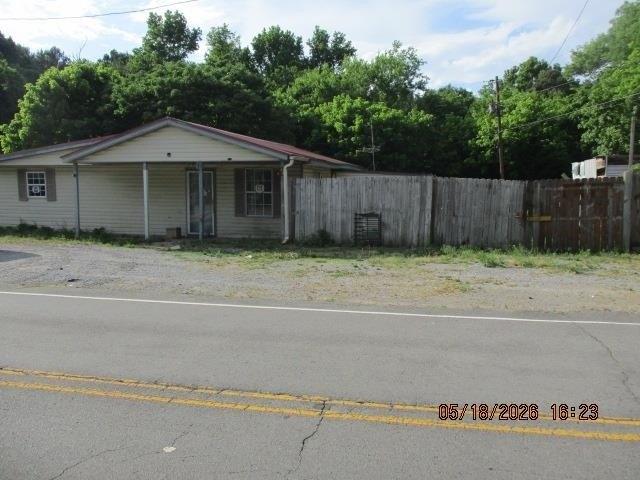 1009 31 Hwy, Falkville, AL 35622