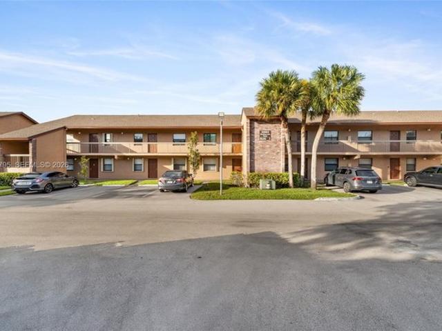 10003 Winding Lake Rd Apt 203, Sunrise, FL 33351