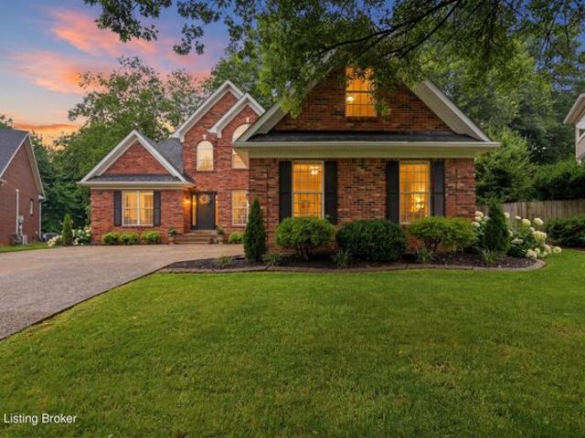 10000 Ivybridge Cir, Louisville, KY 40241