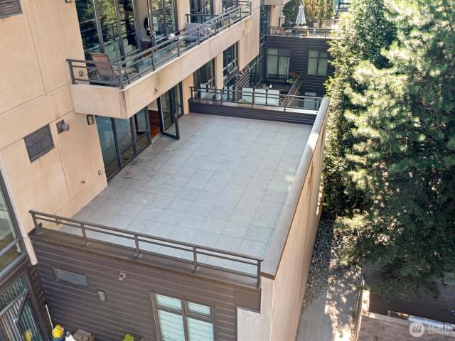 10000 main st # 403