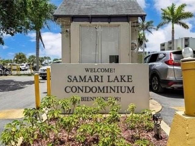 10000 NW 80th Ct Apt 2261, Hialeah Gardens, FL 33016