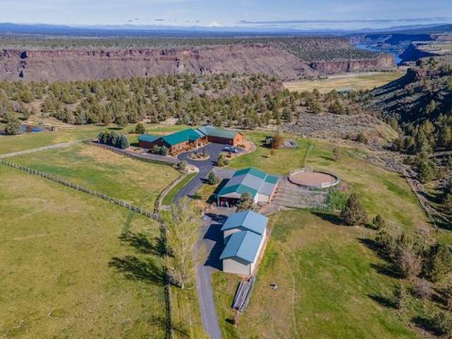 10000 SW Lyons Dr, Culver, OR 97734