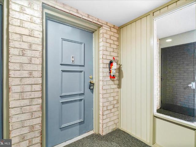 10000 Stedwick Road # 104