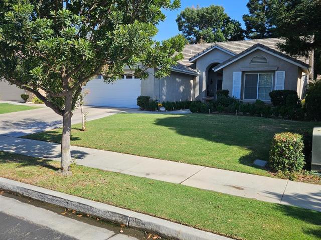 10001 Timeless Rose Court