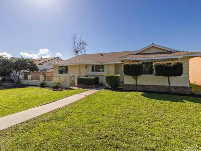 10001 Woodley Ave, North Hills, CA 91343