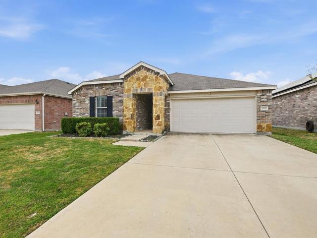 10001 Amosite Dr, Fort Worth, TX 76131 | MLS #21223