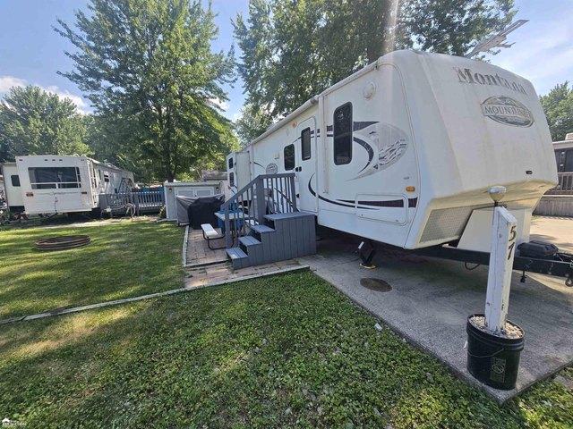 10001 E Goodall Rd Unit 57, Durand, MI 48429