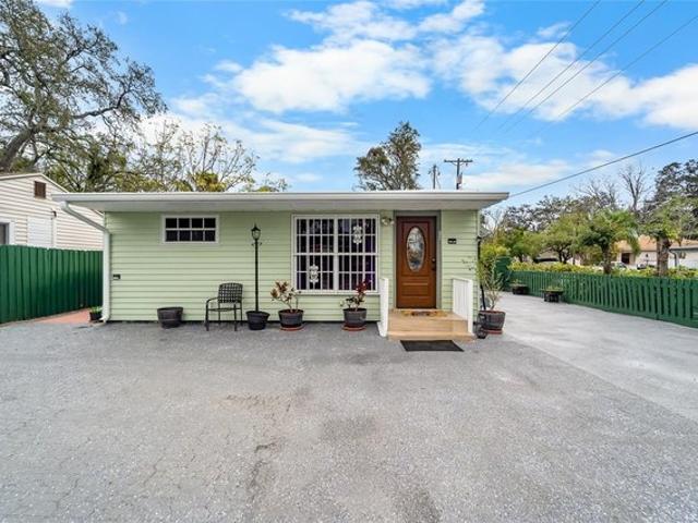 10001 N Arden Ave, Tampa, FL 33612