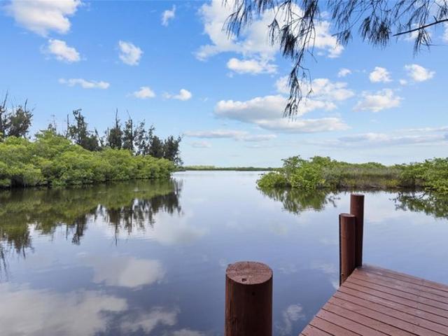 10007 Tamiami Trl S, North Port, FL 34287