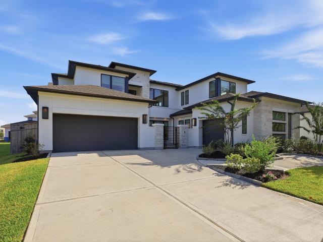 10007 Regal Mist Drive