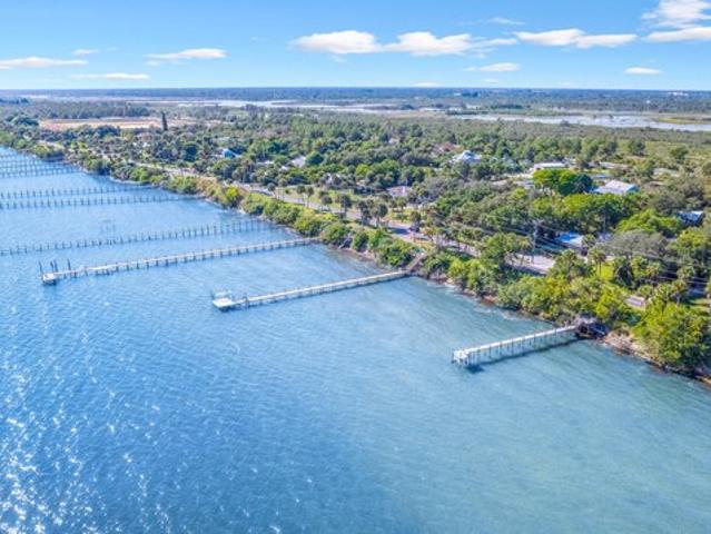 10007 S Indian River Dr, Fort Pierce, FL 34982