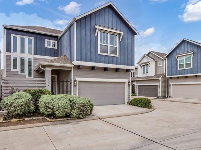 10004 Steeple Farms Dr, Houston, TX 77080