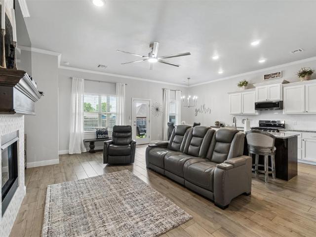 10005 Glover River Drive
