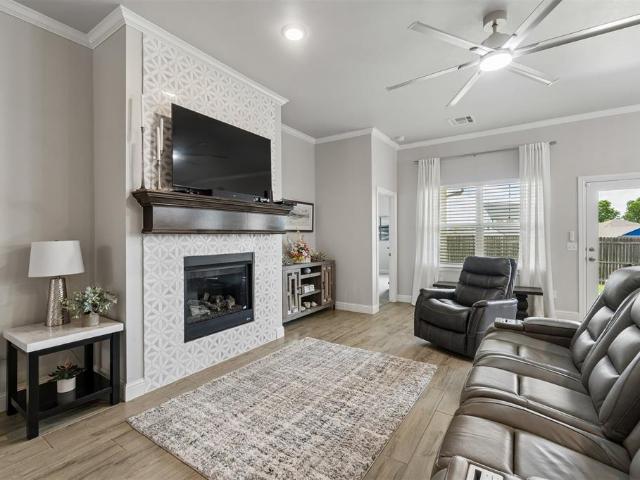 10005 Glover River Drive
