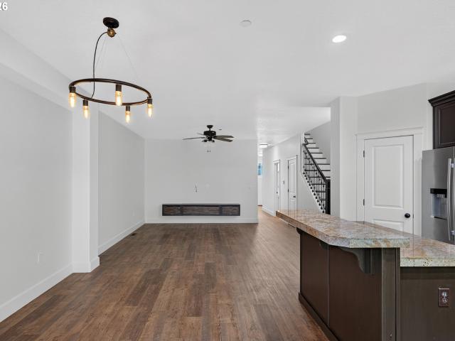 10005 se old town ct