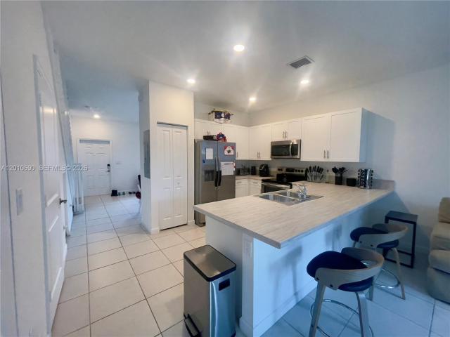 10005 SW 228th Ter, Miami, FL 33190 | MLS #A12010