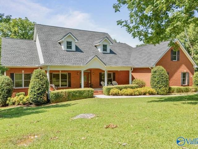 10006 Westleigh Dr SE, Huntsville, AL 35803
