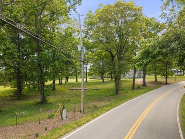 10006 Birchwood Pike, Harrison, TN 37341
