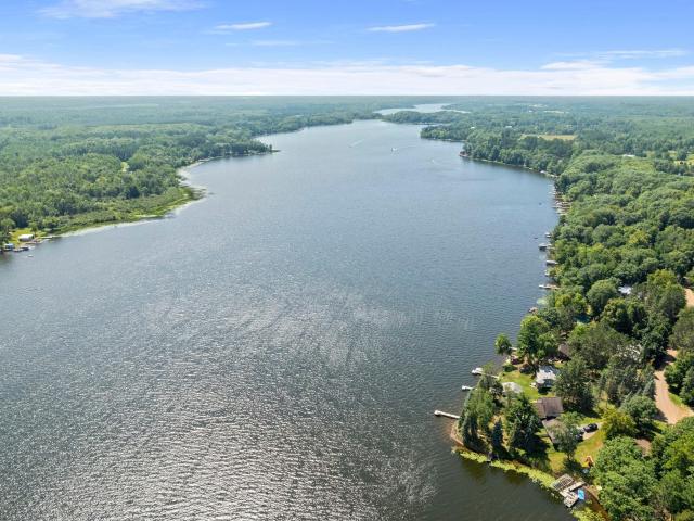10006 Lakeside Drive