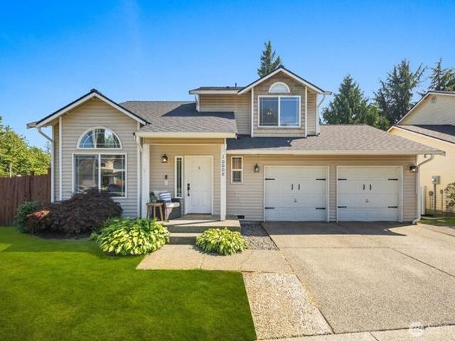 10008 2nd Pl SE, Lake Stevens, WA 98258