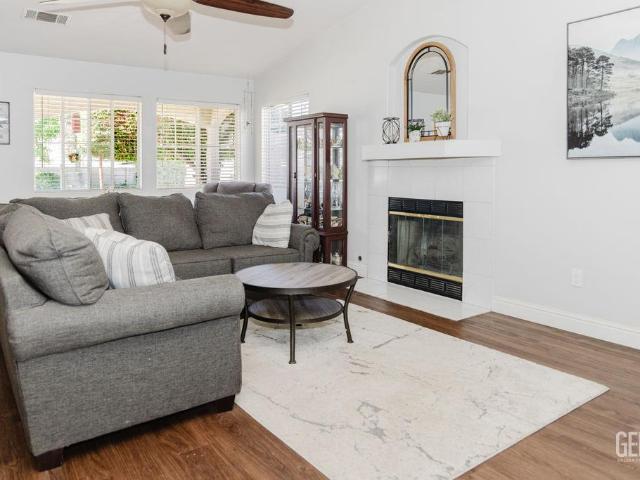 10008 Atakapa Avenue