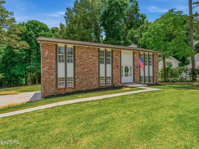 10008 Bluegrass Rd