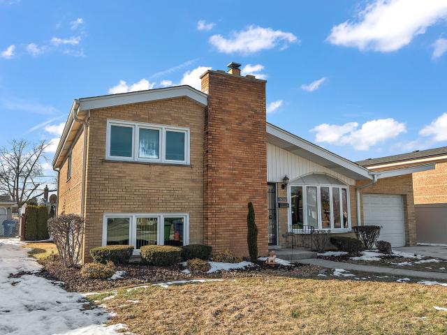 10008 Buell Ct, Oak Lawn, IL 60453 | MLS #12580 | Compass