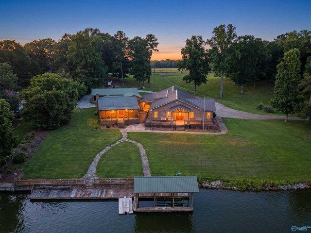 10008 Motter Dr, Athens, AL 35611