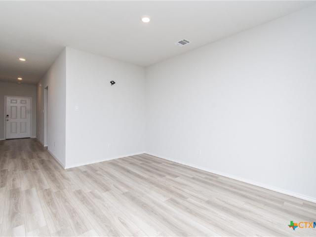 10009 Avendesora Road