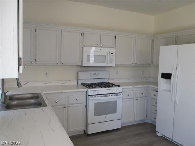 10009 Cambridge Blue Ave, Las Vegas, NV 89147 | MLS #2772 | Compass