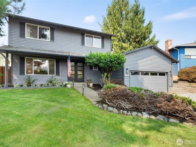 10009 NE 141st St, Kirkland, WA 98034
